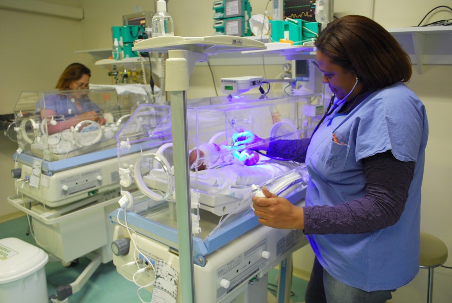 Coordenação de Comunicação Social » Nova UTI Neonatal integra HE à Rede ...